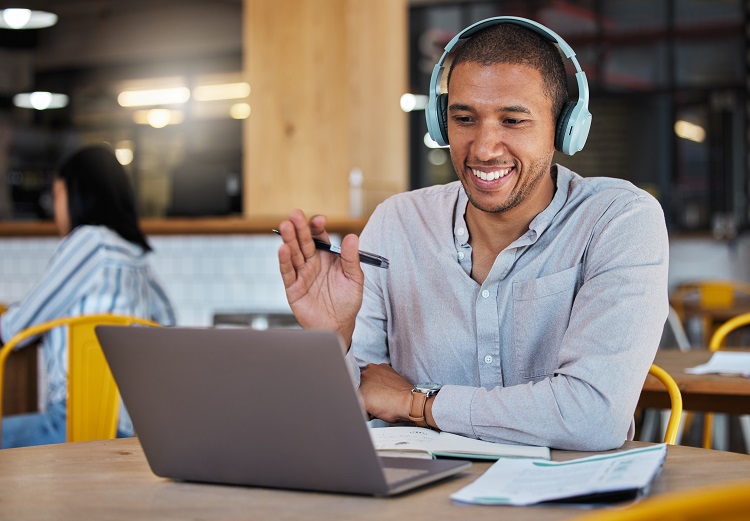 The Best Remote Team Management Tools - a Guide for Leaders